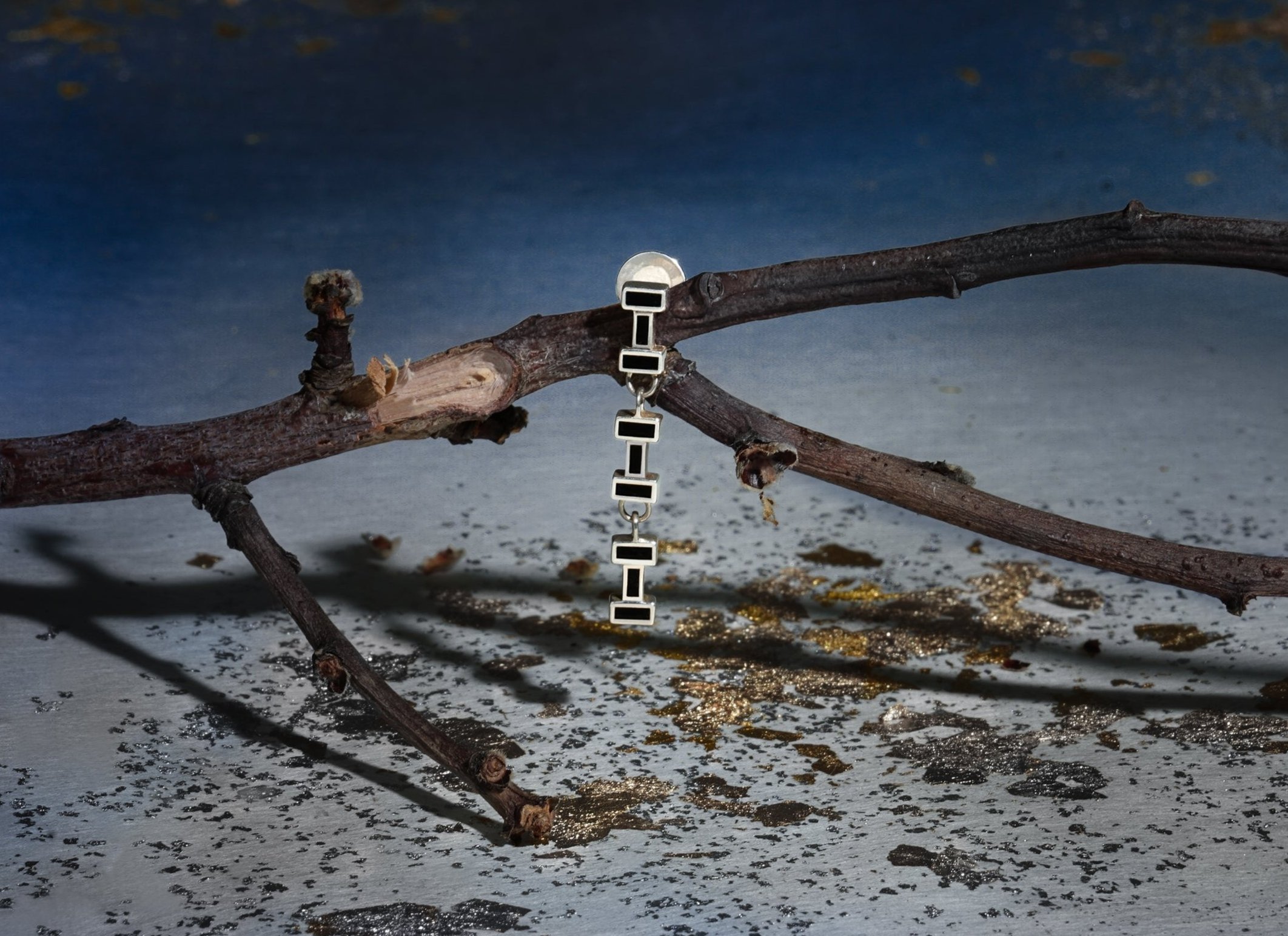 Lilting Sutures by JISU